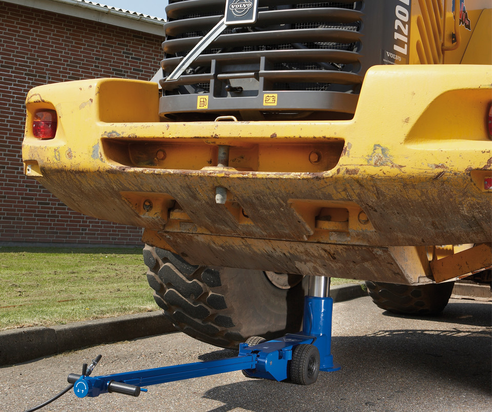 65T Hydraulic Jack | Boston Garage Equipment