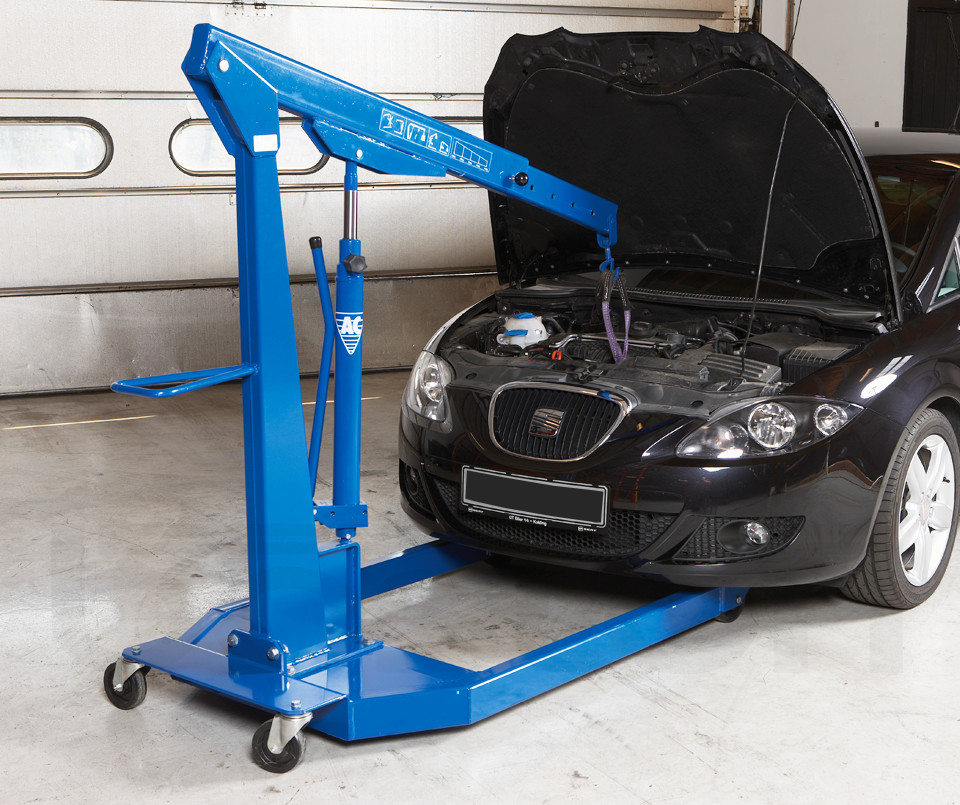 2.5T Hydraulic Engine Crane | Boston Garage Equipment