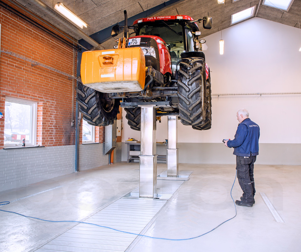 30T In Ground Lift – 2 Columns | Boston Garage Equipment