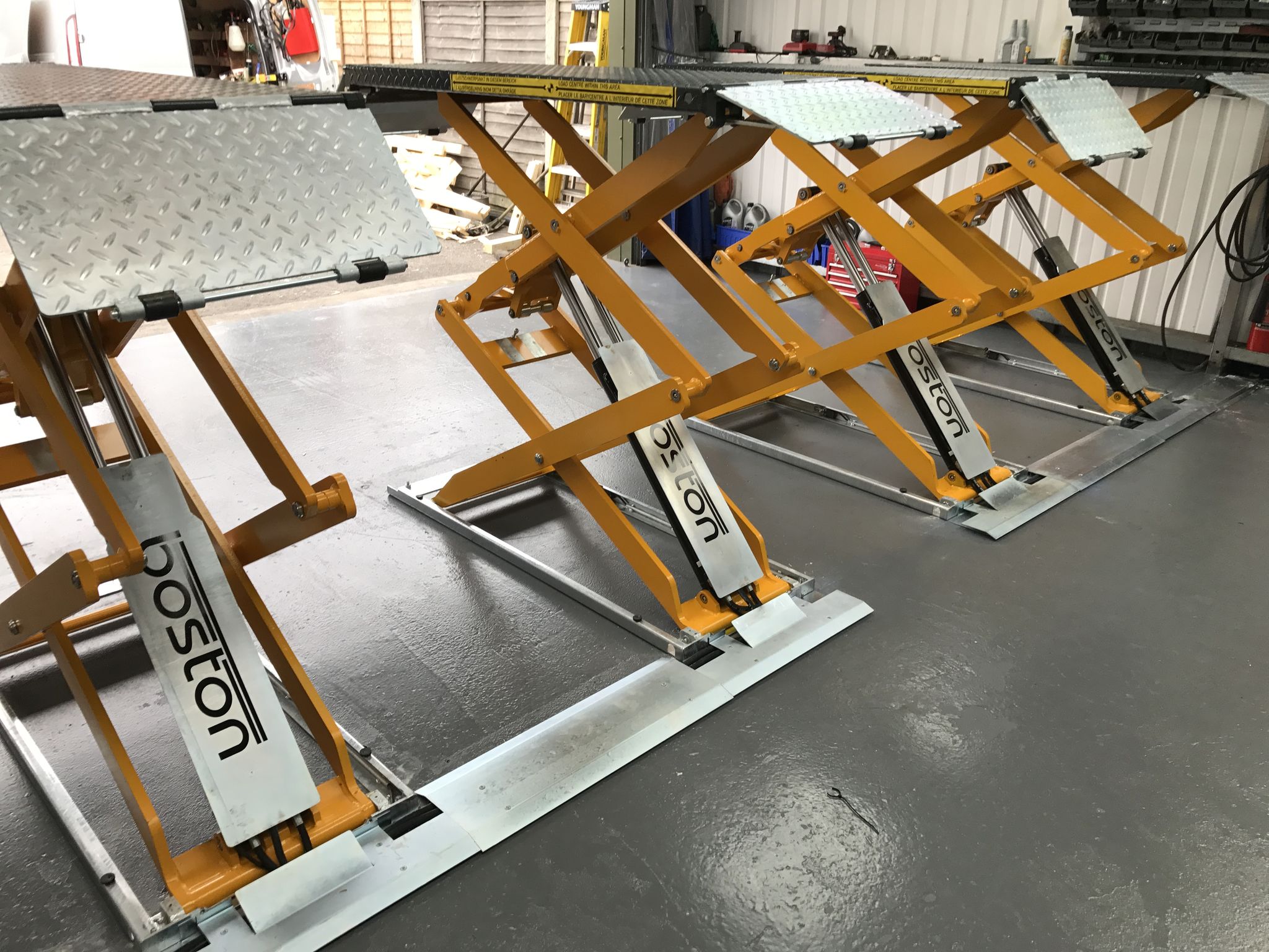 Vehicle Scissor Lifts | Service & Repair Car Lifts | MOT Scissor Lifts ...