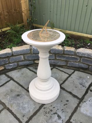 Gallus Sundial - Tor Stone